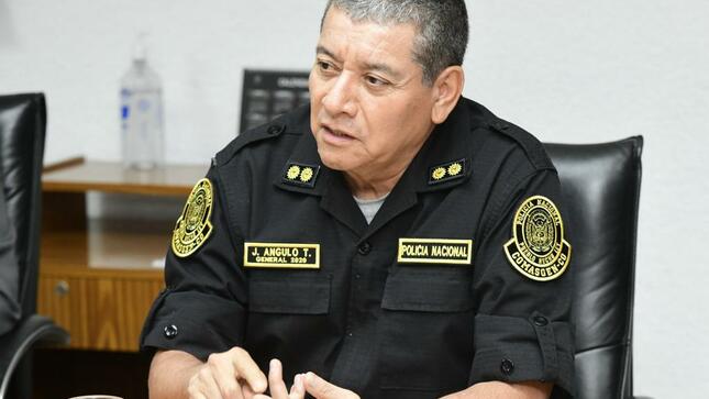Roger Torres: "Jorge Ángulo Tejada es un buen comandante general para ...